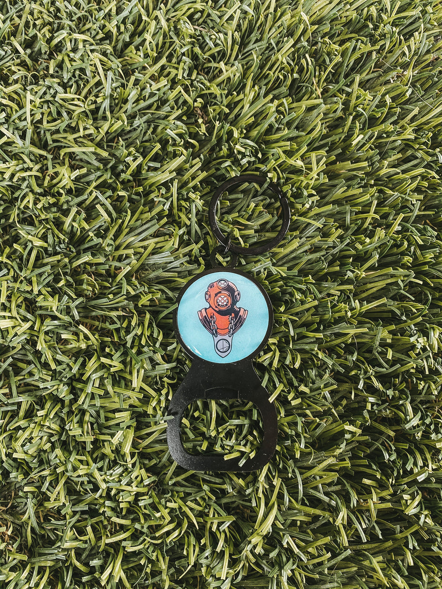 HopDiver Helmet Keychain Bottle Opener – Ocean Lab Brewing Co.