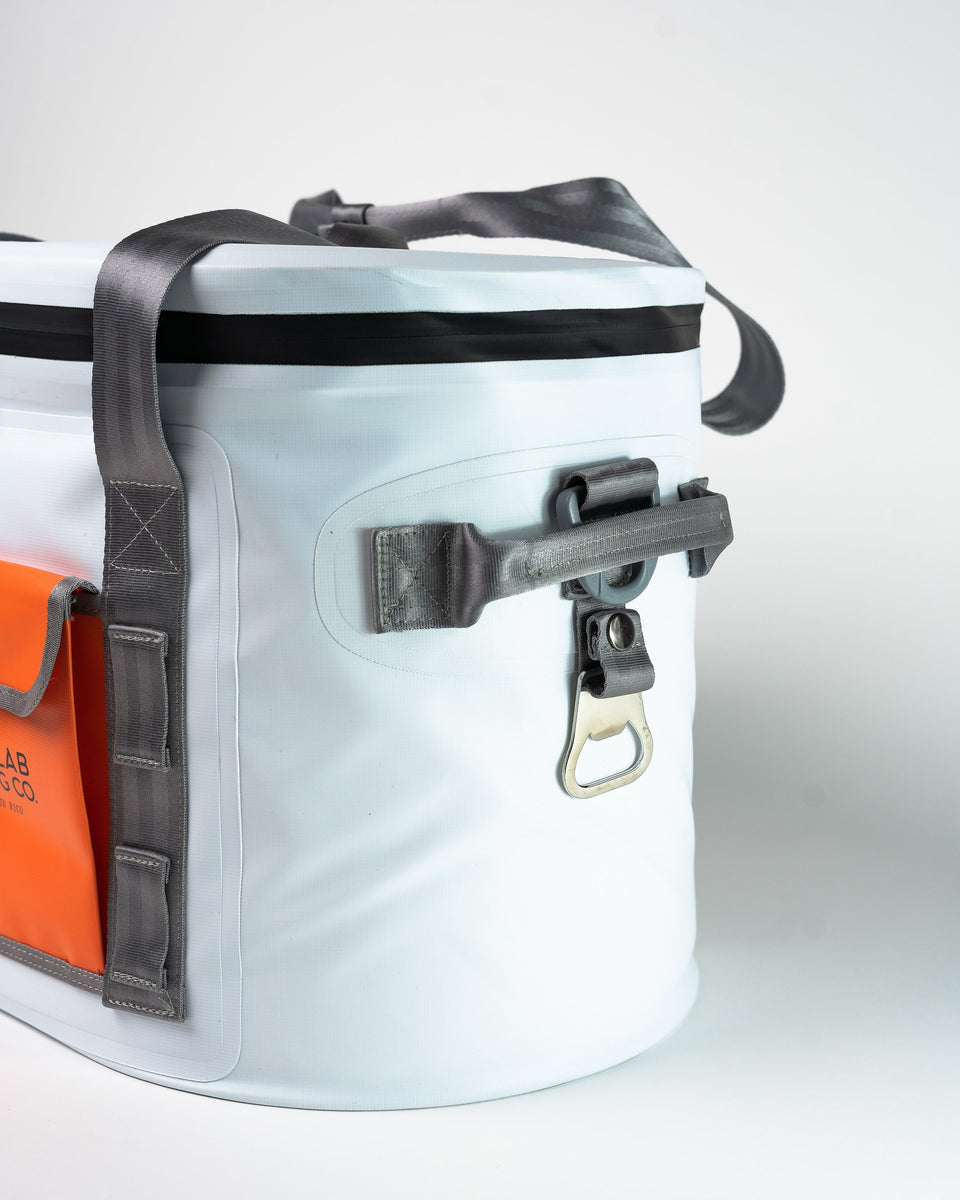 Ocean Lab Soft Pack Cooler - White – Ocean Lab Brewing Co.
